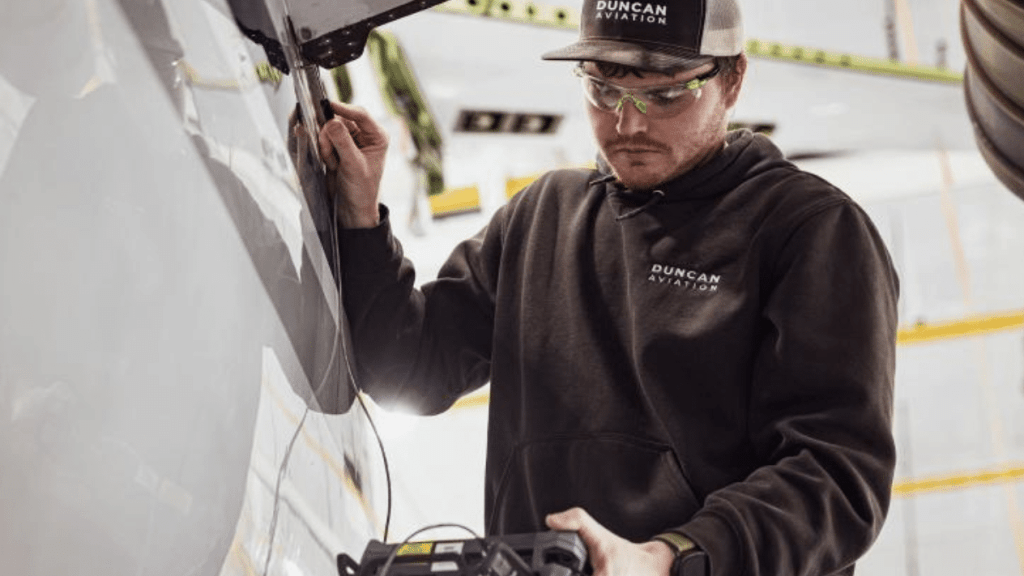 DER Repairs | Aviation Maintenance Magazine