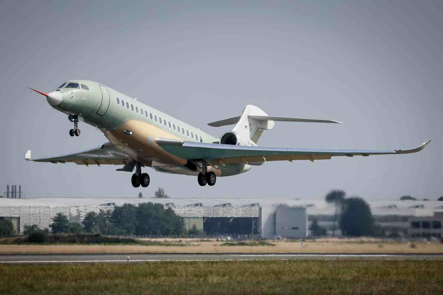 Dassault’s Falcon 10X Makes Maiden Flight | Aviation Maintenance Magazine